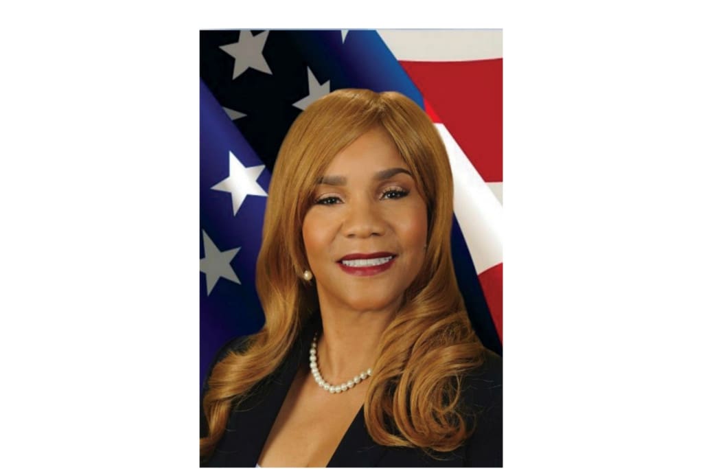 Shelia Edwards picks up endorsements from Sen. Rhett and Olympic gold ...